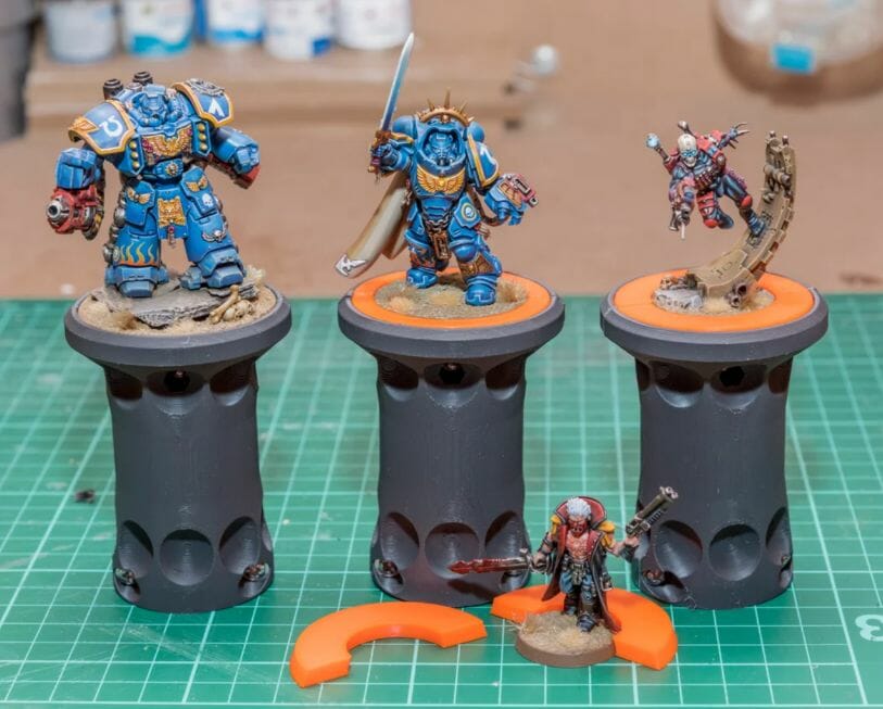 Best Miniature Painting Handles and Holders (Review) - Tangible Day